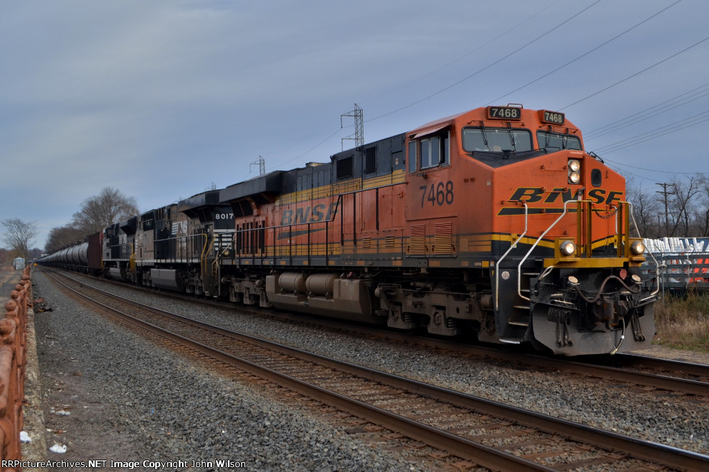 BNSF 7468